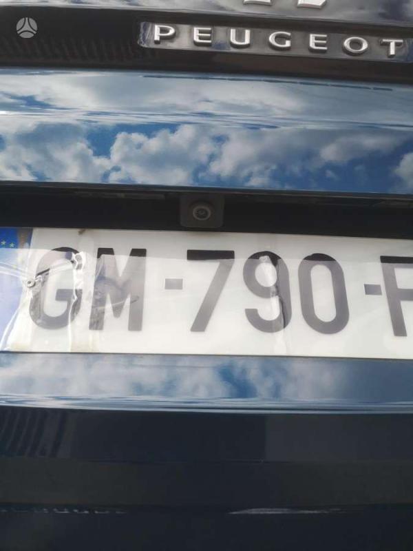 Пежо 3008 2023 в Таураге на AUTOMOTO.COM.LV Зеленый Пежо 3008 2023 в Таураге, объемом двигателя 1.20 л и пробегом 129 тыс. км за 12900 €, фото 8 на AUTOMOTO.COM.LV