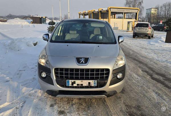 Grey Peugeot 3008 2009 in Taurage, with an engine capacity of 1.56 L and mileage of 207 thousand km for 2900 €, photo 2 on AUTOMOTO.COM.LV