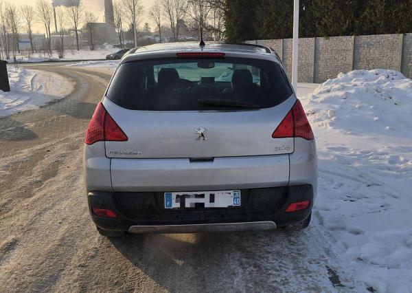 Grey Peugeot 3008 2009 in Taurage, with an engine capacity of 1.56 L and mileage of 207 thousand km for 2900 €, photo 5 on AUTOMOTO.COM.LV