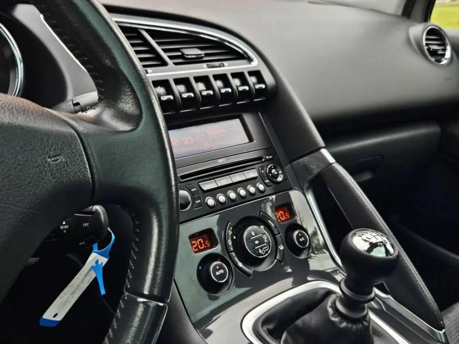 Pelēks Peugeot 3008 2009 Jēkabpils, ar dzinēja tilpumu 1.60 L un nobraukumu 190 tūkst. km par 4890 €, foto 25 vietnē AUTOMOTO.COM.LV