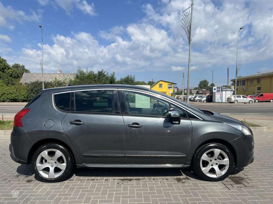 Grey Peugeot 3008 2009 in Taurage, with an engine capacity of 1.56 L and mileage of 270 thousand km for 2890 €, photo 8 on AUTOMOTO.COM.LV