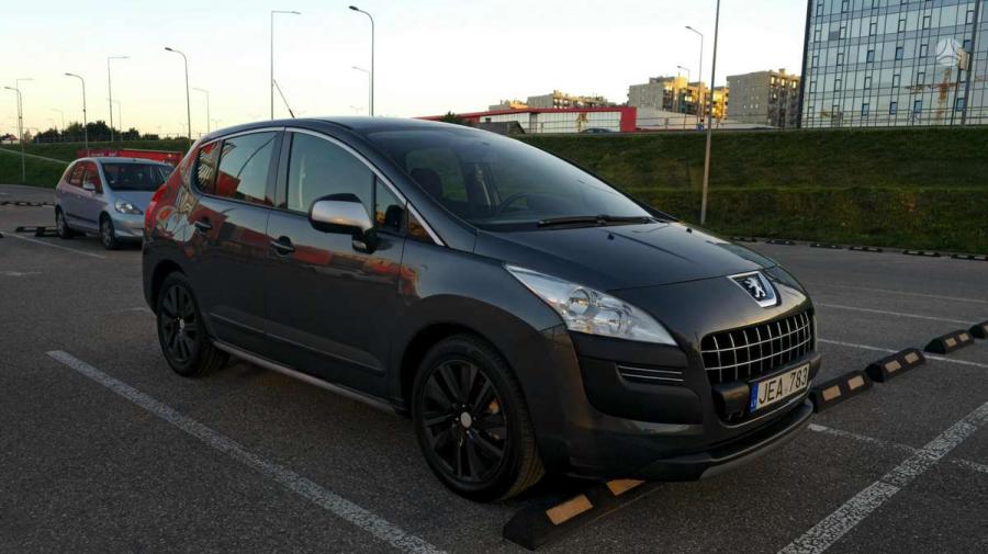Pelēks Peugeot 3008 2009 Viļņa, ar dzinēja tilpumu 1.56 L un nobraukumu 303 tūkst. km par 3900 €, foto 4 vietnē AUTOMOTO.COM.LV