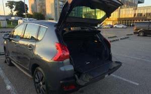 Pelēks Peugeot 3008 2009 Viļņa, ar dzinēja tilpumu 1.56 L un nobraukumu 303 tūkst. km par 3900 €, foto 10 vietnē AUTOMOTO.COM.LV