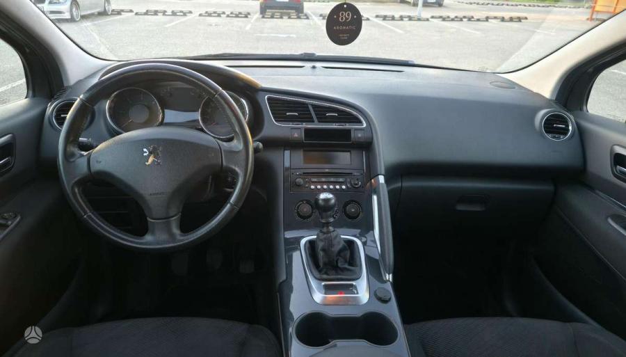 Pelēks Peugeot 3008 2009 Viļņa, ar dzinēja tilpumu 1.56 L un nobraukumu 303 tūkst. km par 3900 €, foto 13 vietnē AUTOMOTO.COM.LV