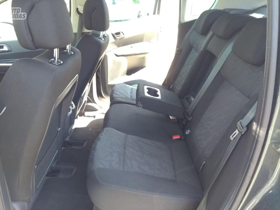 Pelēks Peugeot 3008 2010 Vilkaviškis, ar dzinēja tilpumu 1.60 L un nobraukumu 243 tūkst. km par 3000 €, foto 19 vietnē AUTOMOTO.COM.LV