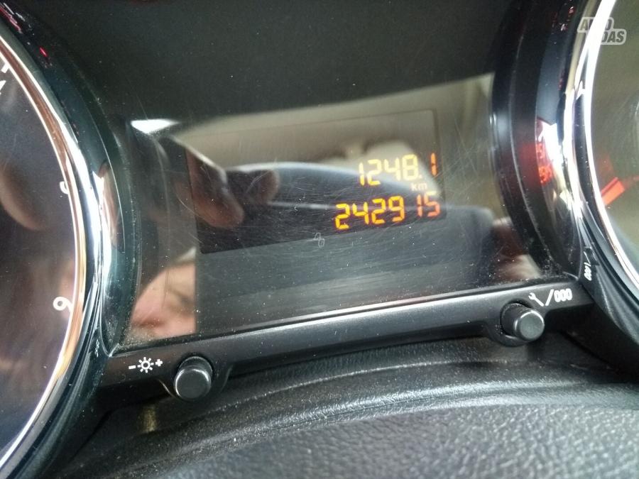 Pelēks Peugeot 3008 2010 Vilkaviškis, ar dzinēja tilpumu 1.60 L un nobraukumu 243 tūkst. km par 3000 €, foto 26 vietnē AUTOMOTO.COM.LV