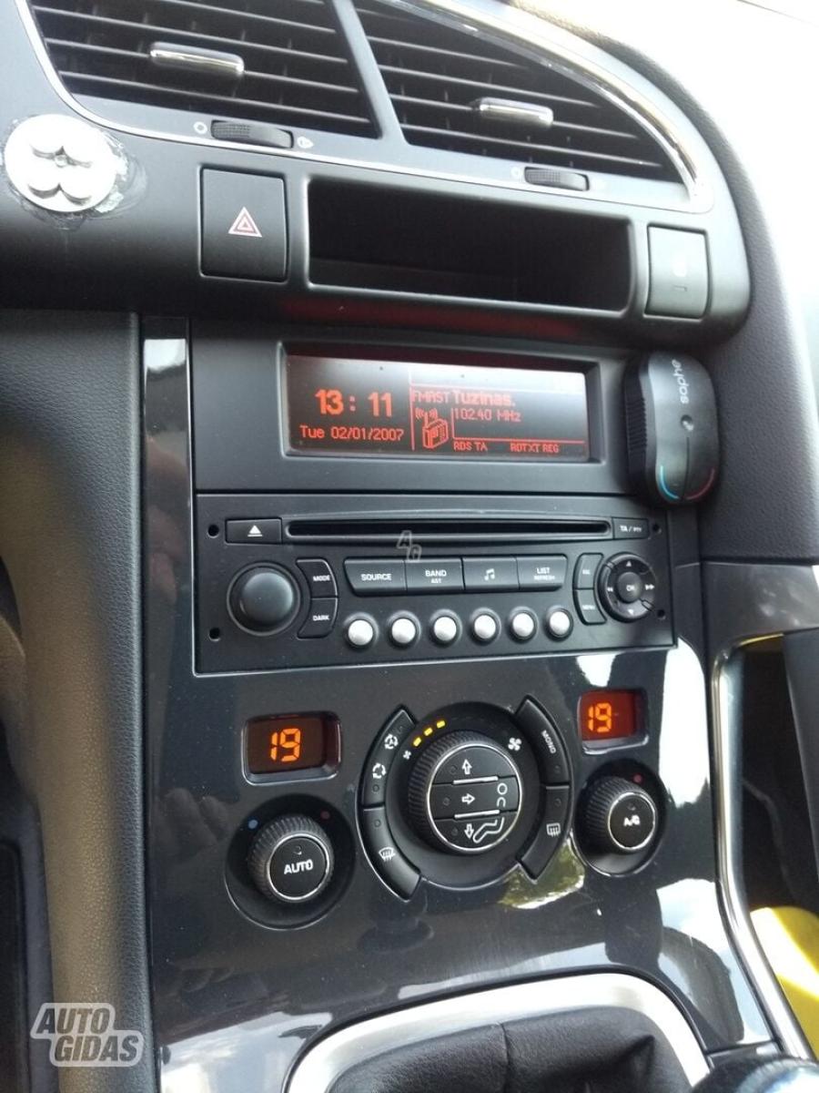 Pelēks Peugeot 3008 2010 Vilkaviškis, ar dzinēja tilpumu 1.60 L un nobraukumu 243 tūkst. km par 3000 €, foto 27 vietnē AUTOMOTO.COM.LV