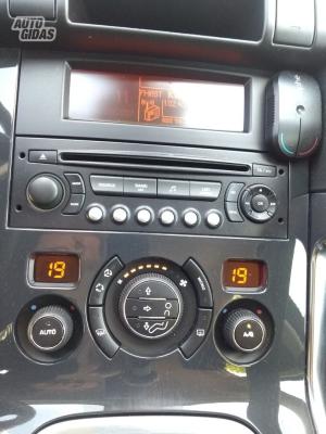 Pelēks Peugeot 3008 2010 Vilkaviškis, ar dzinēja tilpumu 1.60 L un nobraukumu 243 tūkst. km par 3000 €, foto 28 vietnē AUTOMOTO.COM.LV