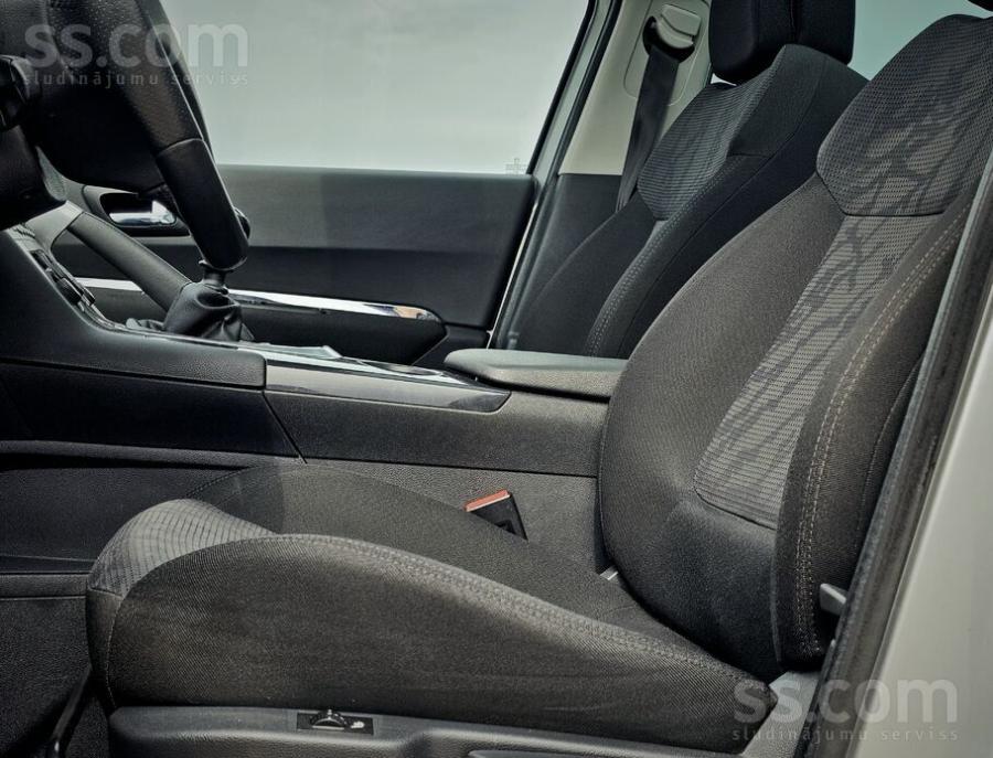 Pelēks Peugeot 3008 2010 Jelgava, ar dzinēja tilpumu 1.60 L un nobraukumu 170 tūkst. km par 4490 €, foto 9 vietnē AUTOMOTO.COM.LV
