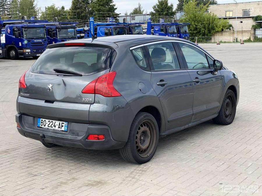 Grey Peugeot 3008 2010 in Taurage, with an engine capacity of 1.60 L and mileage of 236 thousand km for 1950 €, photo 5 on AUTOMOTO.COM.LV