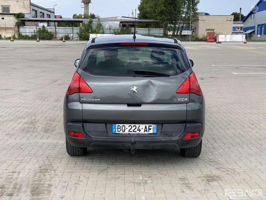 Grey Peugeot 3008 2010 in Taurage, with an engine capacity of 1.60 L and mileage of 236 thousand km for 1950 €, photo 6 on AUTOMOTO.COM.LV