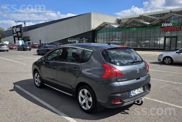 Grey Peugeot 3008 2010 in Riga, with an engine capacity of 2.00 L and mileage of 148 thousand km for 6250 €, photo 5 on AUTOMOTO.COM.LV