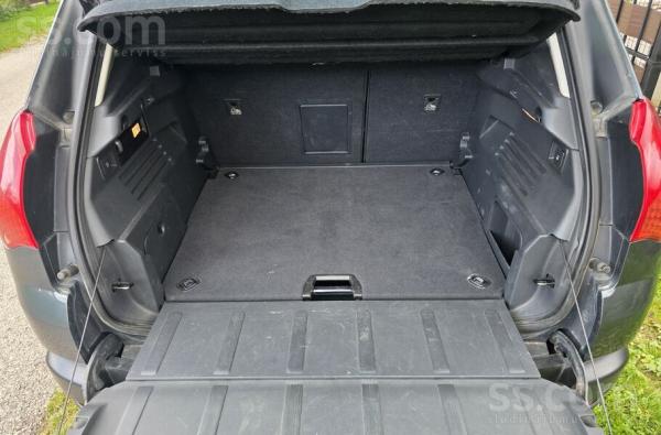 Grey Peugeot 3008 2010 in Riga, with an engine capacity of 2.00 L and mileage of 148 thousand km for 6250 €, photo 10 on AUTOMOTO.COM.LV