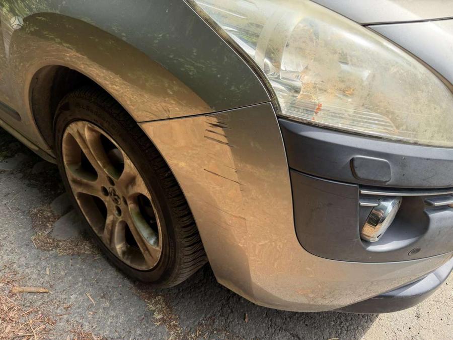 Pelēks Peugeot 3008 2010 Tauragė, ar dzinēja tilpumu 1.56 L un nobraukumu 182 tūkst. km par 3100 €, foto 4 vietnē AUTOMOTO.COM.LV