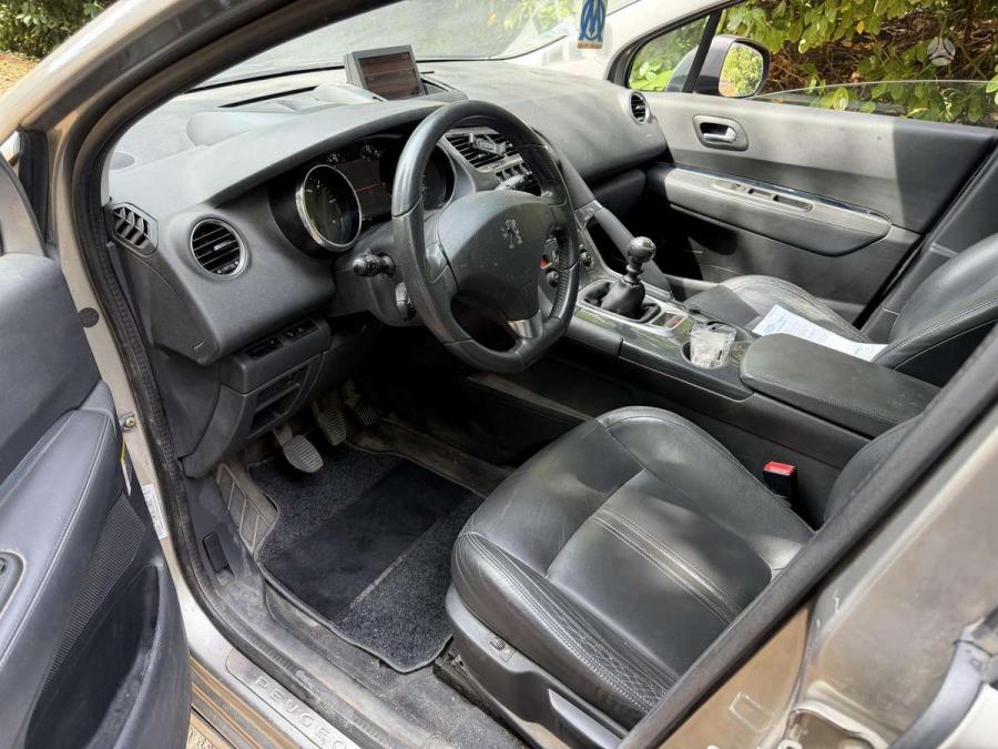 Pelēks Peugeot 3008 2010 Tauragė, ar dzinēja tilpumu 1.56 L un nobraukumu 182 tūkst. km par 3100 €, foto 10 vietnē AUTOMOTO.COM.LV
