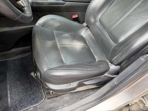 Pelēks Peugeot 3008 2010 Tauragė, ar dzinēja tilpumu 1.56 L un nobraukumu 182 tūkst. km par 3100 €, foto 11 vietnē AUTOMOTO.COM.LV