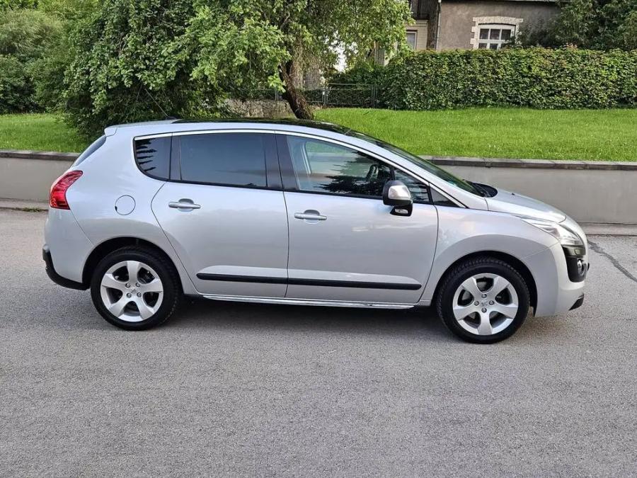 Pelēks Peugeot 3008 2011 Jēkabpils, ar dzinēja tilpumu 1.60 L un nobraukumu 176 tūkst. km par 4890 €, foto 3 vietnē AUTOMOTO.COM.LV