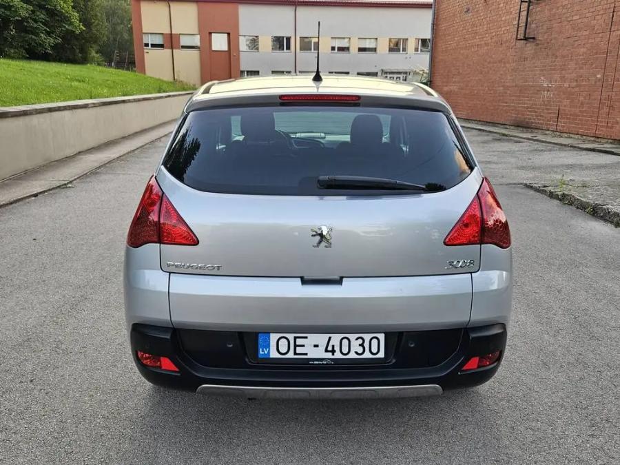 Pelēks Peugeot 3008 2011 Jēkabpils, ar dzinēja tilpumu 1.60 L un nobraukumu 176 tūkst. km par 4890 €, foto 6 vietnē AUTOMOTO.COM.LV
