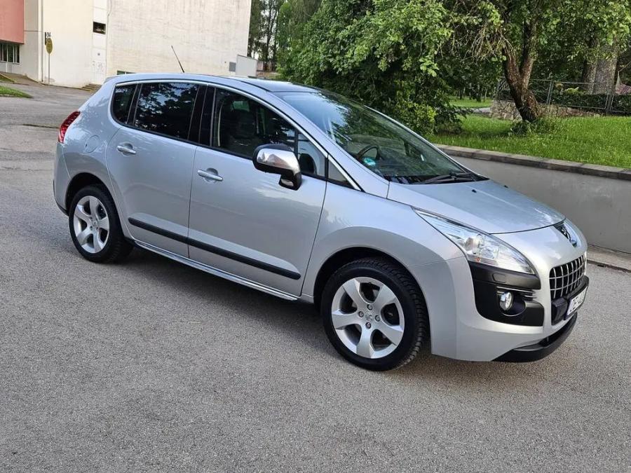 Pelēks Peugeot 3008 2011 Jēkabpils, ar dzinēja tilpumu 1.60 L un nobraukumu 176 tūkst. km par 4890 €, foto 10 vietnē AUTOMOTO.COM.LV