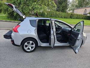 Pelēks Peugeot 3008 2011 Jēkabpils, ar dzinēja tilpumu 1.60 L un nobraukumu 176 tūkst. km par 4890 €, foto 24 vietnē AUTOMOTO.COM.LV