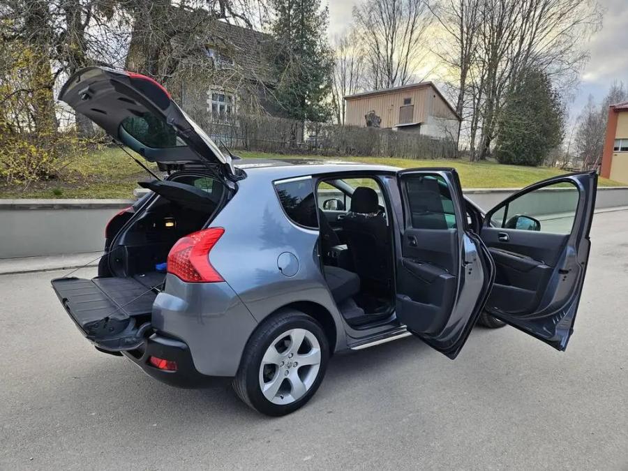 Pelēks Peugeot 3008 2011 Jēkabpils, ar dzinēja tilpumu 2.00 L un nobraukumu 287 tūkst. km par 4990 €, foto 19 vietnē AUTOMOTO.COM.LV