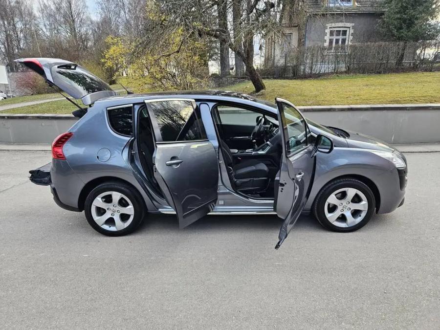 Pelēks Peugeot 3008 2011 Jēkabpils, ar dzinēja tilpumu 2.00 L un nobraukumu 287 tūkst. km par 4990 €, foto 20 vietnē AUTOMOTO.COM.LV