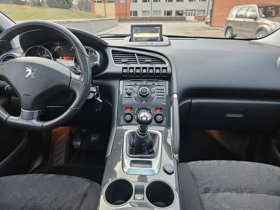 Pelēks Peugeot 3008 2011 Jēkabpils, ar dzinēja tilpumu 2.00 L un nobraukumu 287 tūkst. km par 4990 €, foto 21 vietnē AUTOMOTO.COM.LV