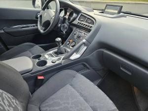 Pelēks Peugeot 3008 2011 Jēkabpils, ar dzinēja tilpumu 2.00 L un nobraukumu 287 tūkst. km par 4990 €, foto 23 vietnē AUTOMOTO.COM.LV