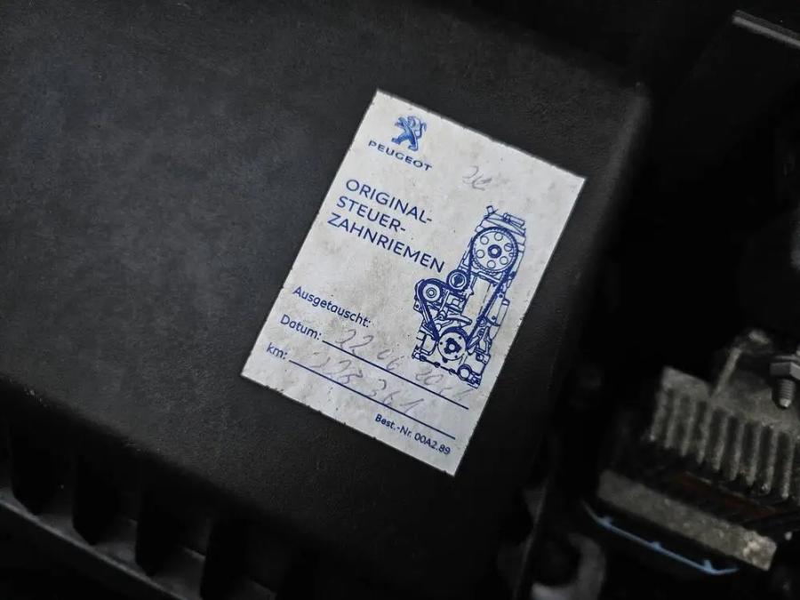 Pelēks Peugeot 3008 2011 Jēkabpils, ar dzinēja tilpumu 2.00 L un nobraukumu 287 tūkst. km par 4990 €, foto 26 vietnē AUTOMOTO.COM.LV