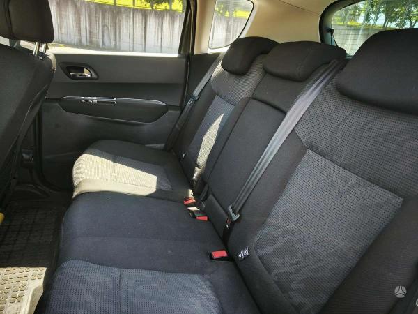 Pelēks Peugeot 3008 2011 Telšiai, ar dzinēja tilpumu 1.56 L un nobraukumu 213 tūkst. km par 3200 €, foto 7 vietnē AUTOMOTO.COM.LV