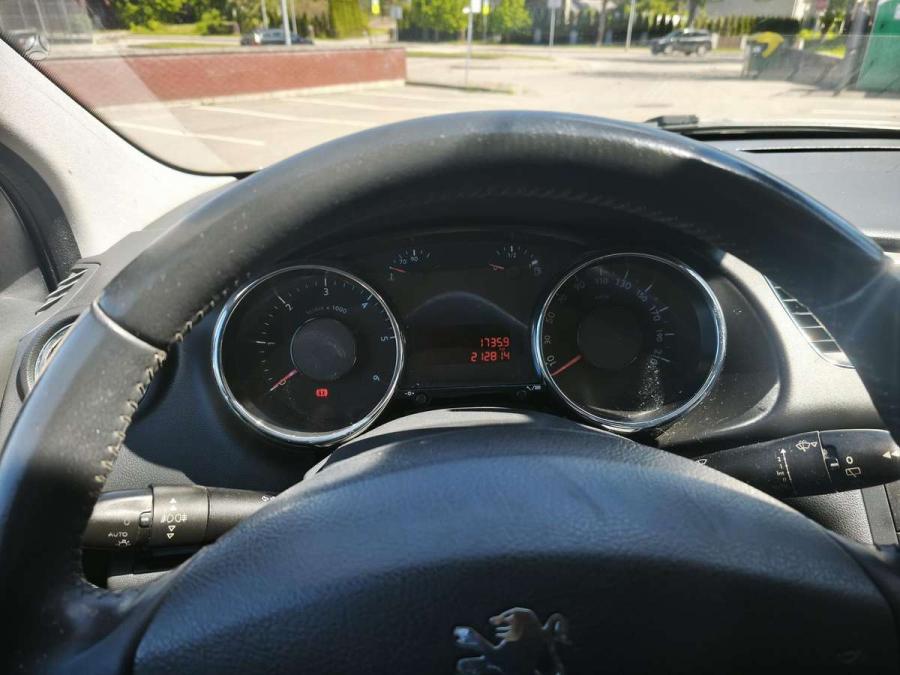 Серый Пежо 3008 2011 в Тельшяй, объемом двигателя 1.56 л и пробегом 213 тыс. км за 3200 €, фото 12 на AUTOMOTO.COM.LV