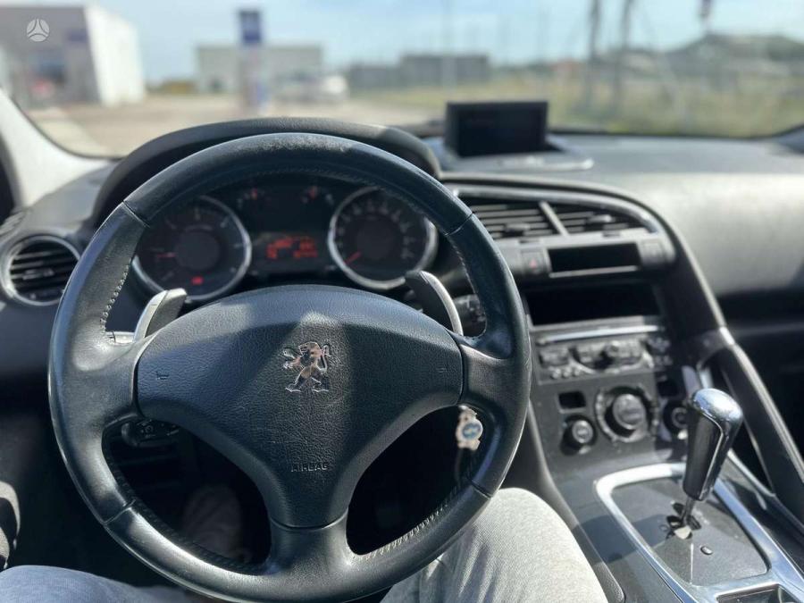 Pelēks Peugeot 3008 2011 Viļņa, ar dzinēja tilpumu 1.56 L un nobraukumu 308 tūkst. km par 2150 €, foto 18 vietnē AUTOMOTO.COM.LV