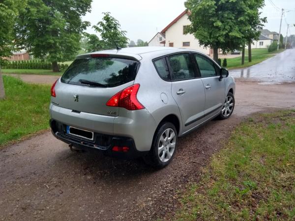 Grey Peugeot 3008 2012 in Vilkaviskis, with an engine capacity of 1.60 L and mileage of 300 thousand km for 3450 €, photo 4 on AUTOMOTO.COM.LV