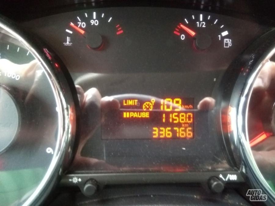 Pelēks Peugeot 3008 2012 Vilkaviškis, ar dzinēja tilpumu 1.60 L un nobraukumu 300 tūkst. km par 3450 €, foto 14 vietnē AUTOMOTO.COM.LV