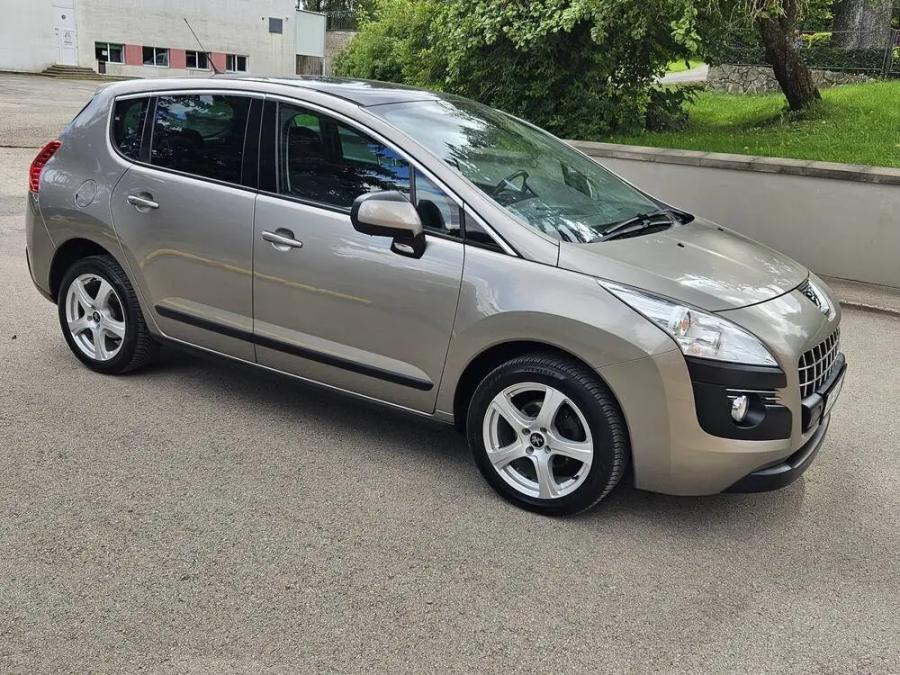 Pelēks Peugeot 3008 2012 Jēkabpils, ar dzinēja tilpumu 1.60 L un nobraukumu 252 tūkst. km par 4890 €, foto 5 vietnē AUTOMOTO.COM.LV