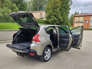Pelēks Peugeot 3008 2012 Jēkabpils, ar dzinēja tilpumu 1.60 L un nobraukumu 252 tūkst. km par 4890 €, foto 24 vietnē AUTOMOTO.COM.LV