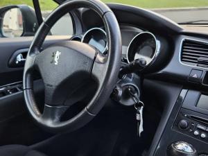 Pelēks Peugeot 3008 2012 Jēkabpils, ar dzinēja tilpumu 1.60 L un nobraukumu 124 tūkst. km par 4890 €, foto 25 vietnē AUTOMOTO.COM.LV