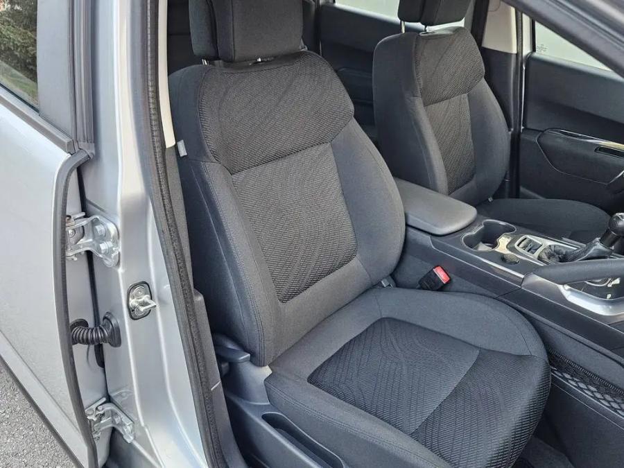 Pelēks Peugeot 3008 2012 Jēkabpils, ar dzinēja tilpumu 1.60 L un nobraukumu 124 tūkst. km par 4890 €, foto 26 vietnē AUTOMOTO.COM.LV