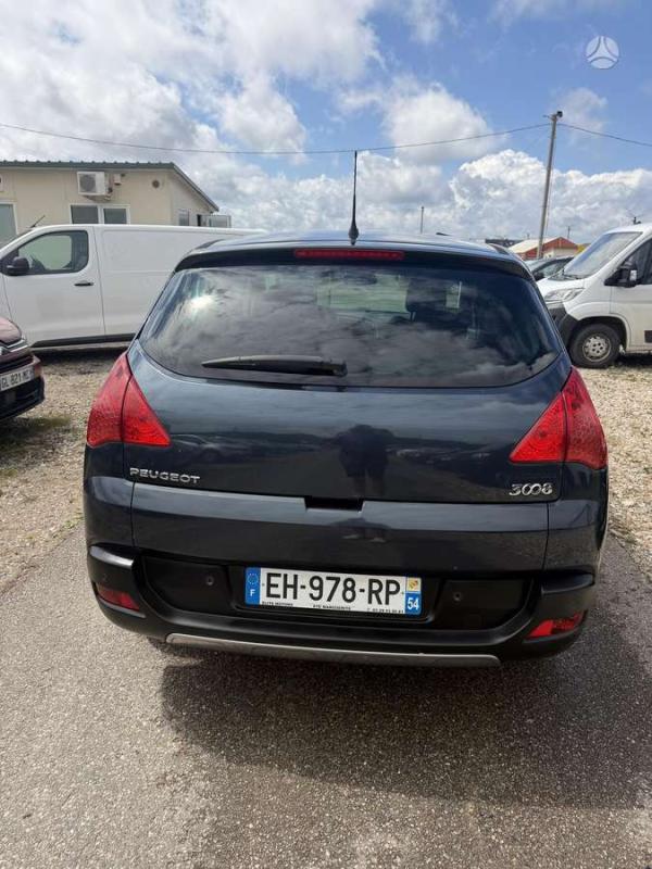 Grey Peugeot 3008 2012 in Vilnius, with an engine capacity of 1.56 L and mileage of 250 thousand km for 4270 €, photo 5 on AUTOMOTO.COM.LV