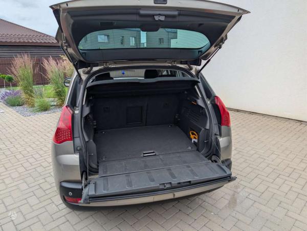 Pelēks Peugeot 3008 2012 Kaišiadorys, ar dzinēja tilpumu 1.56 L un nobraukumu 270 tūkst. km par 3600 €, foto 5 vietnē AUTOMOTO.COM.LV