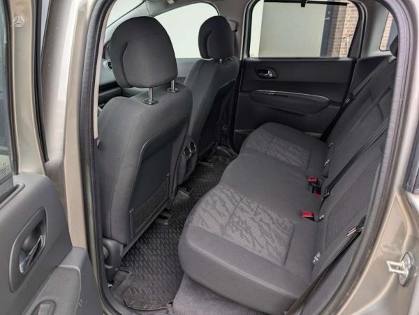 Pelēks Peugeot 3008 2012 Kaišiadorys, ar dzinēja tilpumu 1.56 L un nobraukumu 270 tūkst. km par 3600 €, foto 10 vietnē AUTOMOTO.COM.LV