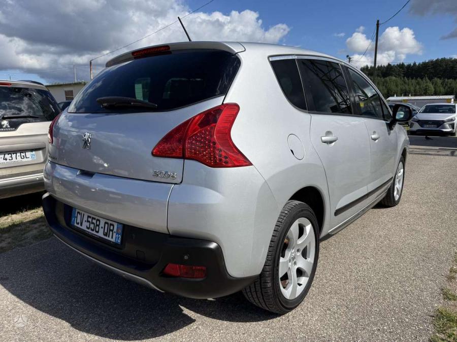 Grey Peugeot 3008 2013 in Vilnius, with an engine capacity of 1.56 L and mileage of 280 thousand km for 3800 €, photo 5 on AUTOMOTO.COM.LV