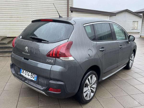 Pelēks Peugeot 3008 2014 Viļņa, ar dzinēja tilpumu 1.56 L un nobraukumu 243 tūkst. km par 5700 €, foto 3 vietnē AUTOMOTO.COM.LV