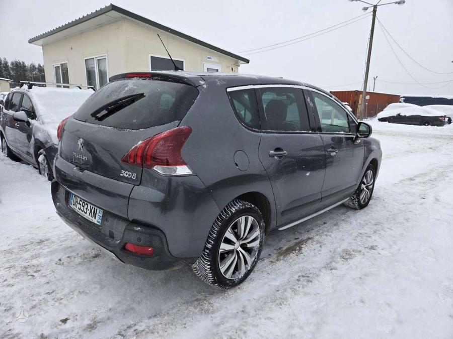 Pelēks Peugeot 3008 2014 Viļņa, ar dzinēja tilpumu 1.56 L un nobraukumu 230 tūkst. km par 5700 €, foto 4 vietnē AUTOMOTO.COM.LV