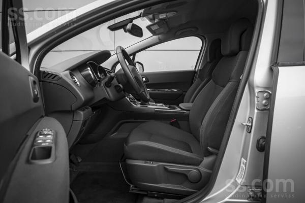 Pelēks Peugeot 3008 2014 Rīga, ar dzinēja tilpumu 1.60 L un nobraukumu 171 tūkst. km par 4990 €, foto 7 vietnē AUTOMOTO.COM.LV