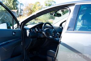 Pelēks Peugeot 3008 2014 Liepāja, ar dzinēja tilpumu 2.00 L un nobraukumu 247 tūkst. km par 6300 €, foto 14 vietnē AUTOMOTO.COM.LV