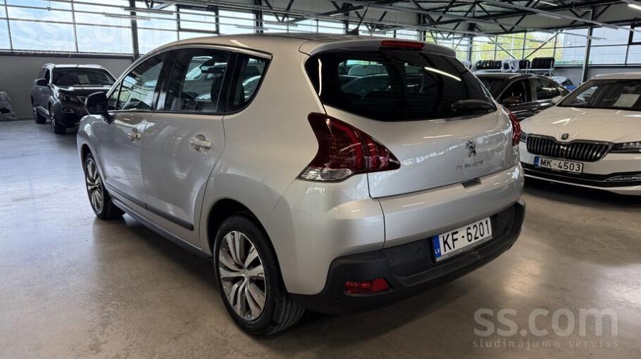Pelēks Peugeot 3008 2015 Rīga, ar dzinēja tilpumu 1.60 L un nobraukumu 186 tūkst. km par 4500 €, foto 3 vietnē AUTOMOTO.COM.LV