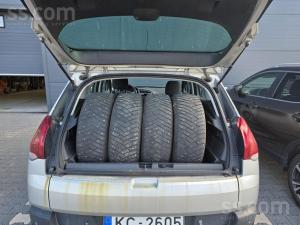 Grey Peugeot 3008 2015 in Riga, with an engine capacity of 1.60 L and mileage of 332 thousand km for 2900 €, photo 5 on AUTOMOTO.COM.LV
