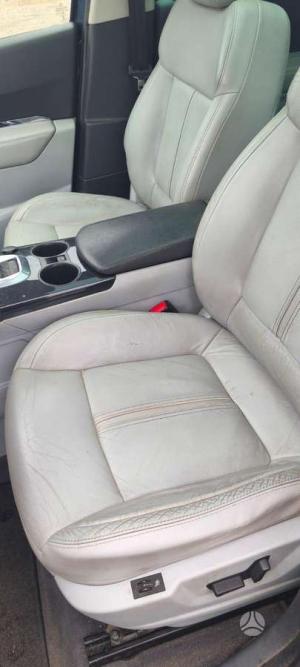 Grey Peugeot 3008 2015 in Kaunas, with an engine capacity of 1.56 L and mileage of 205 thousand km for 5150 €, photo 17 on AUTOMOTO.COM.LV