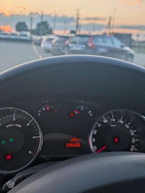Серый Пежо 3008 2015 в Таураге, объемом двигателя 1.56 л и пробегом 225 тыс. км за 4570 €, фото 20 на AUTOMOTO.COM.LV